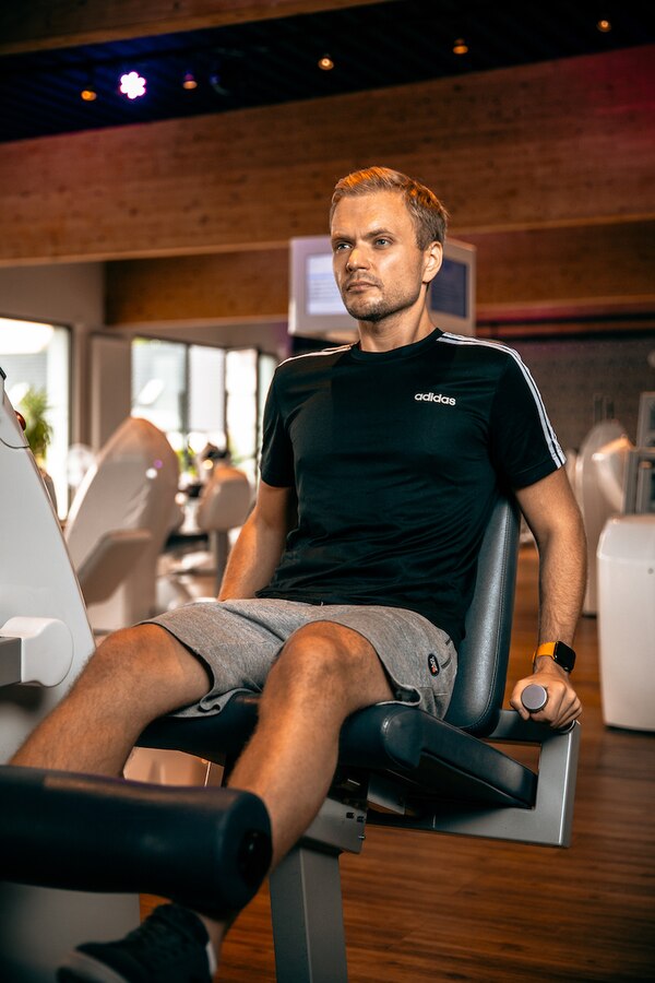 Training mit MS: Betroffener erzählt, wie es funktionieren kann - FITBOOK