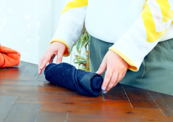 3 Varianten, um Handtücher und Decken schön zu falten - myHOMEBOOK