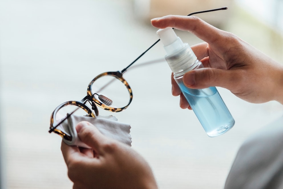 5 Tricks, wie man seine Brille am besten putzt - myHOMEBOOK