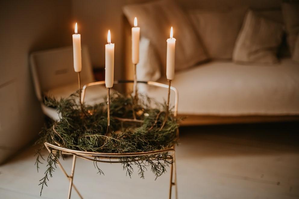 Das sind die Adventskranztrends 2025 - myHOMEBOOK