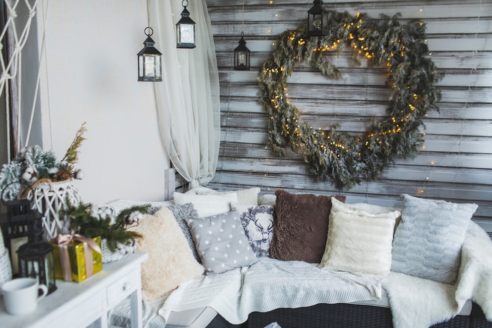 3 Ideen, um den Balkon weihnachtlich zu dekorieren - myHOMEBOOK