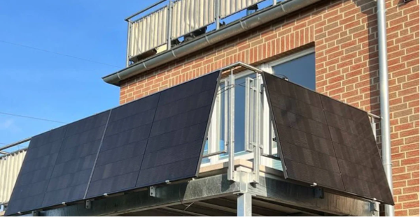 Balkonkraftwerk 2000 Watt mit Speicher: Quattro XL für 1199 Euro