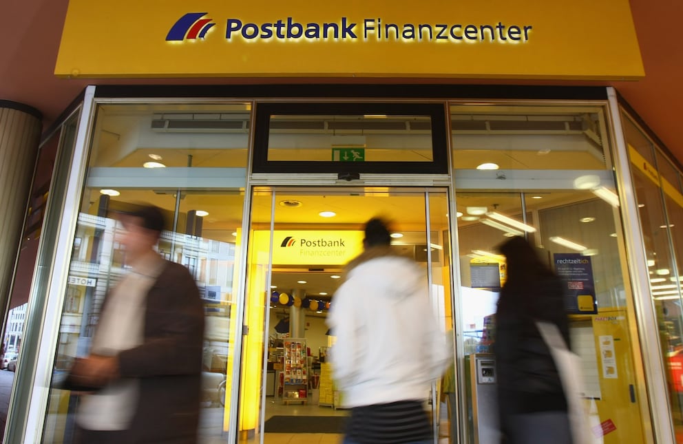 Die wichtigsten Funktionen der Postbank-App - TECHBOOK