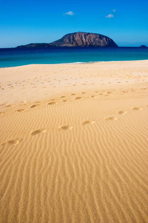 La Graciosa: Die unterschätzte 8. Kanareninsel - TRAVELBOOK