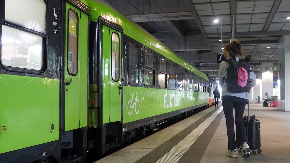 Flixtrain führt Gebühr für zusätzliche Koffer ein - TRAVELBOOK
