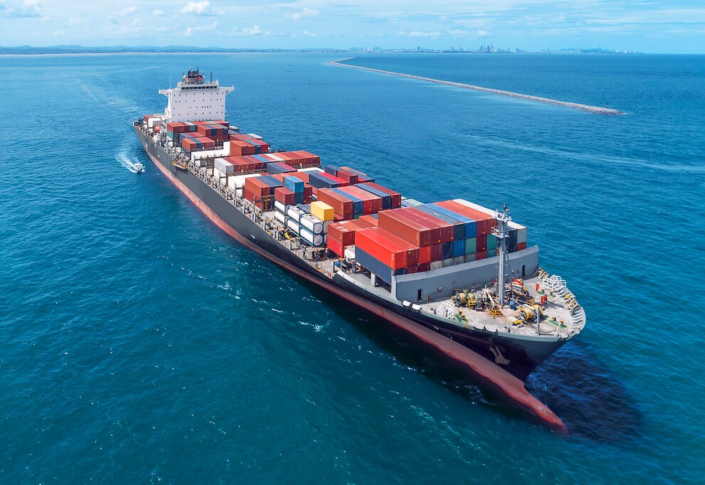 Why Do Ships Often Have a Red Coating? - TRAVELBOOK